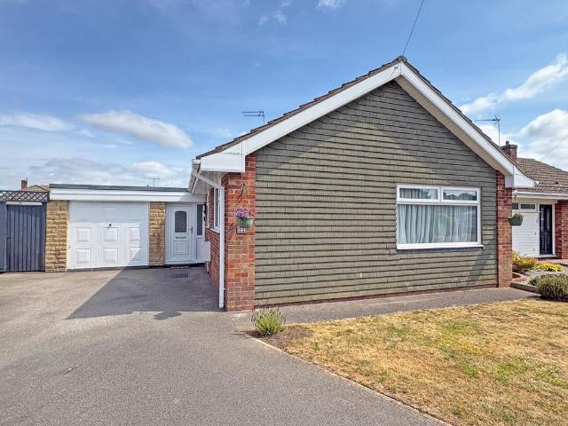 2 bedroom semi detached bungalow for sale