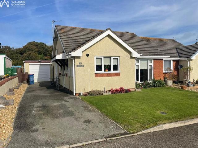 2 bedroom semi detached bungalow for sale