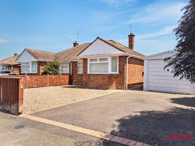 2 bedroom semi detached bungalow for sale