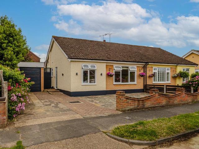 2 bedroom semi detached bungalow for sale