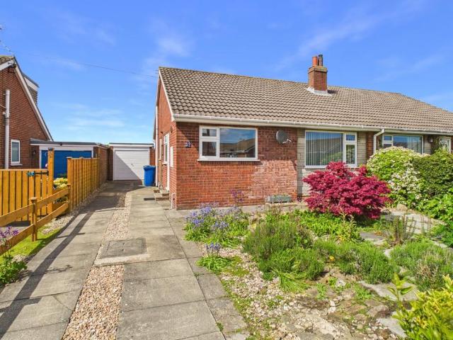 2 bedroom semi detached bungalow for sale