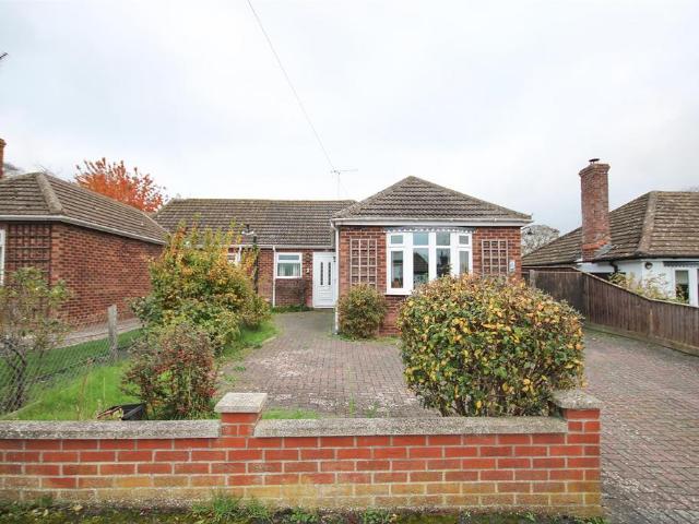 2 bedroom semi detached bungalow for sale