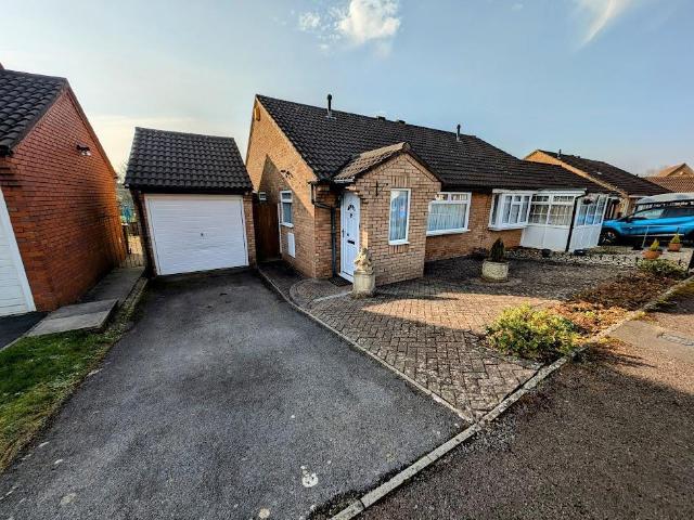 2 bedroom semi detached bungalow for sale