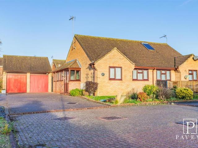 2 bedroom semi detached bungalow for sale