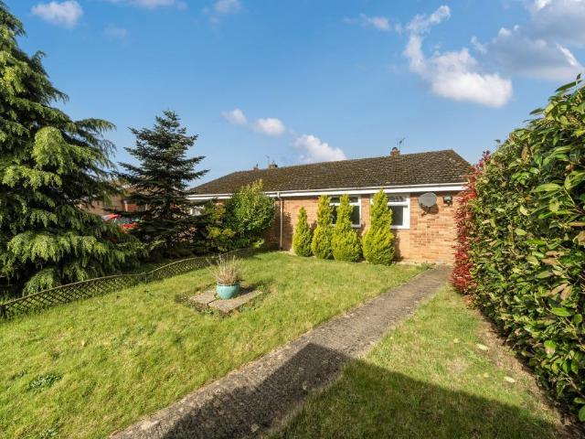 2 bedroom semi detached bungalow for sale