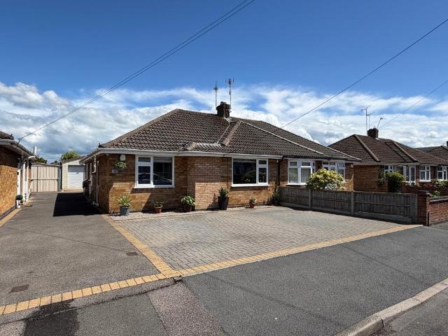 2 bedroom semi detached bungalow for sale
