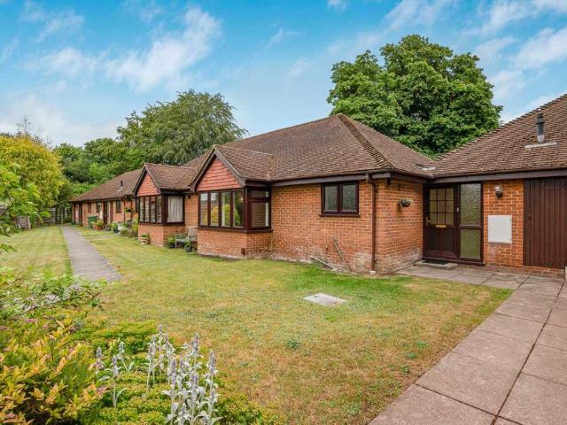 2 bedroom semi detached bungalow for sale