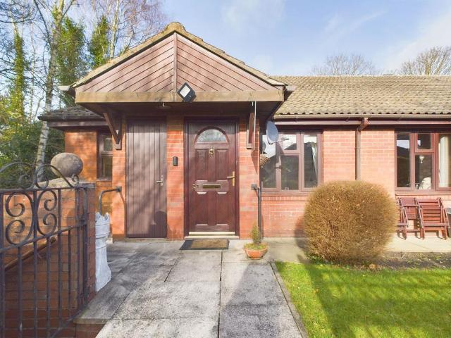 2 bedroom semi detached bungalow for sale