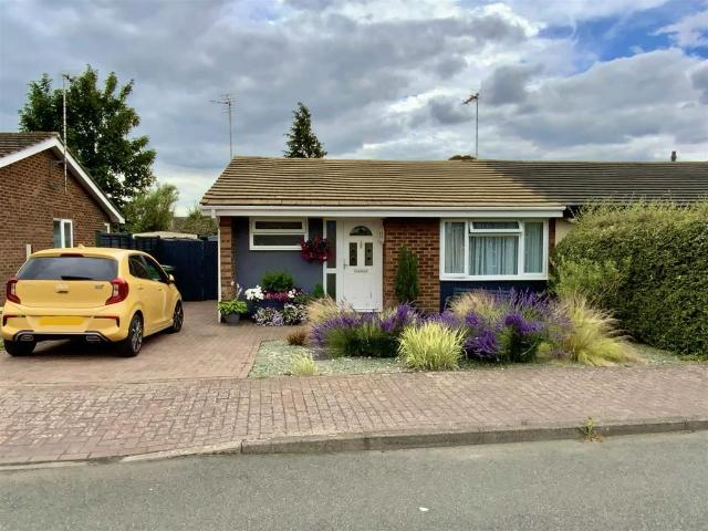 2 bedroom semi detached bungalow for sale