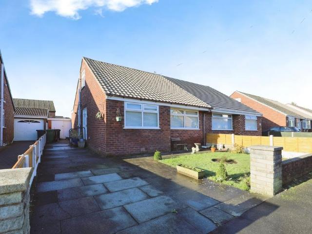 2 bedroom semi detached bungalow for sale