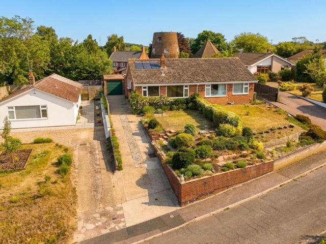 2 bedroom semi detached bungalow for sale