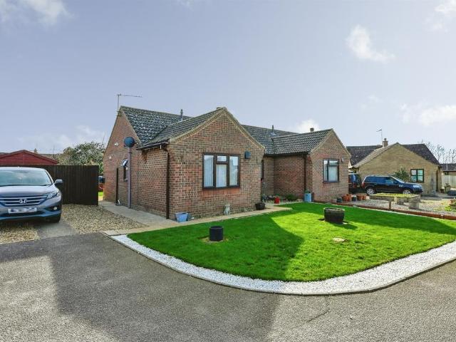 2 bedroom semi detached bungalow for sale