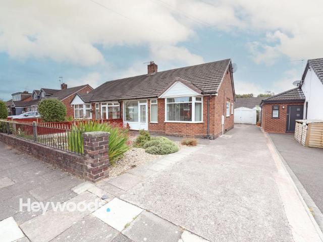 2 bedroom semi detached bungalow for sale