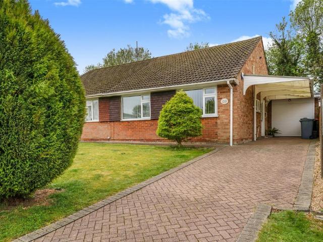 2 bedroom semi detached bungalow for sale