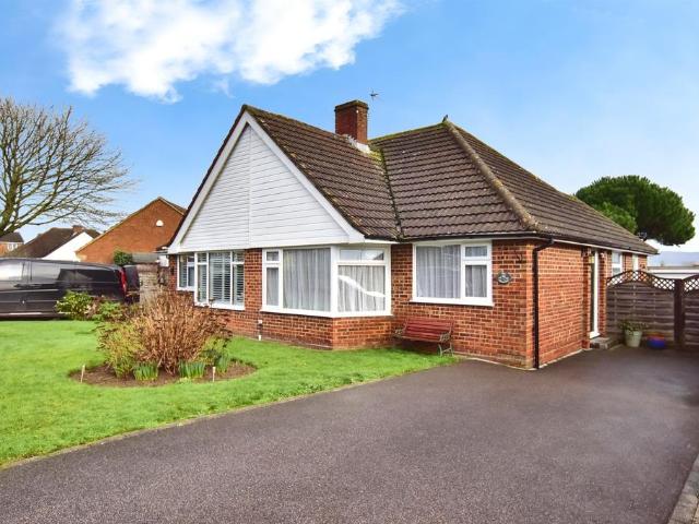 2 bedroom semi detached bungalow for sale