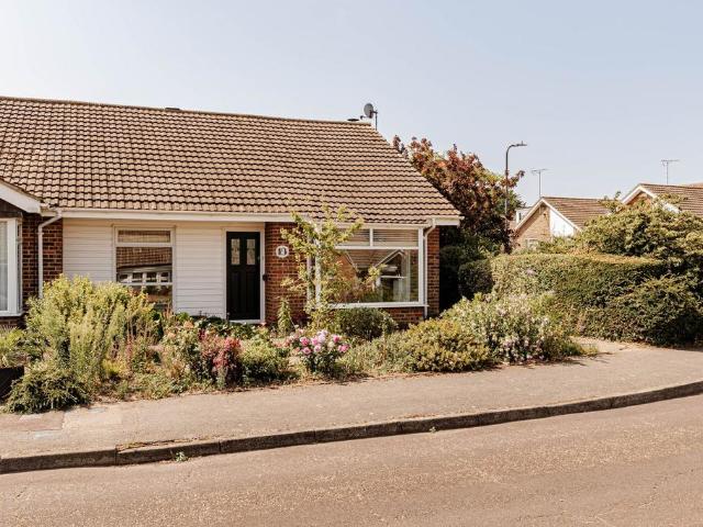 2 bedroom semi detached bungalow for sale