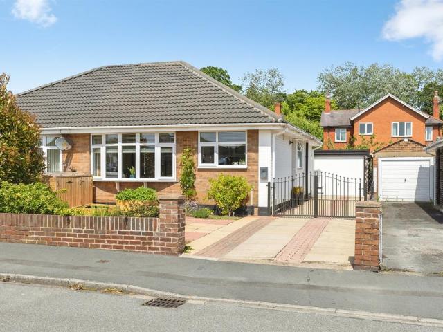 2 bedroom semi detached bungalow for sale