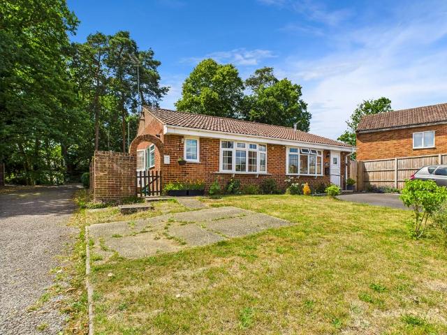 2 bedroom semi detached bungalow for sale