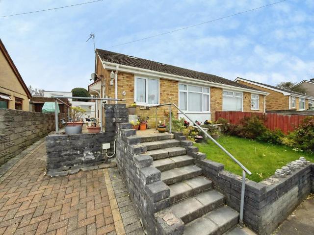 2 bedroom semi detached bungalow for sale