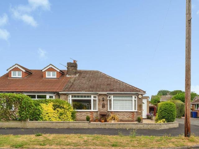 2 bedroom semi detached bungalow for sale