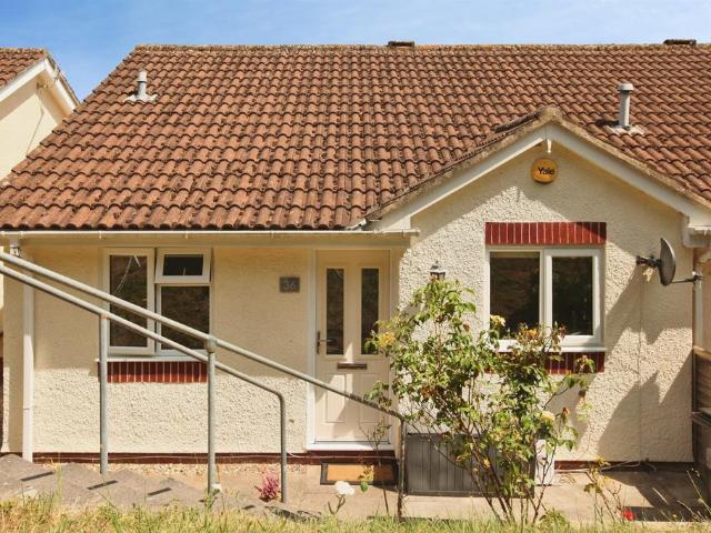 2 bedroom semi detached bungalow for sale