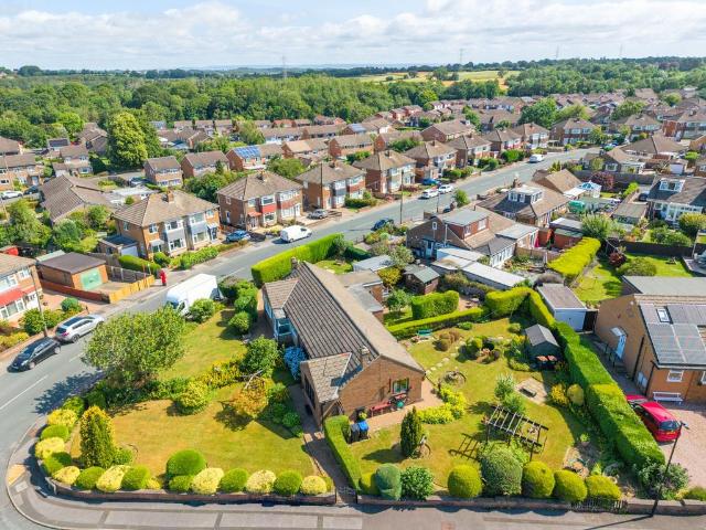 2 bedroom semi detached bungalow for sale