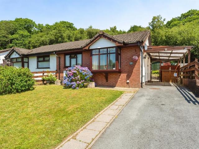 2 bedroom semi detached bungalow for sale