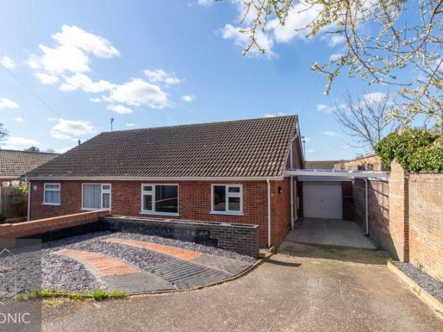 2 bedroom semi detached bungalow for sale