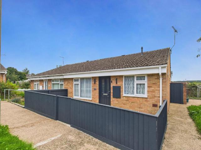 2 bedroom semi detached bungalow for sale