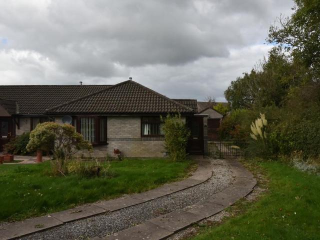 2 bedroom semi detached bungalow for sale