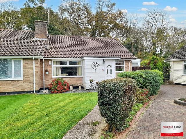 2 bedroom semi detached bungalow for sale