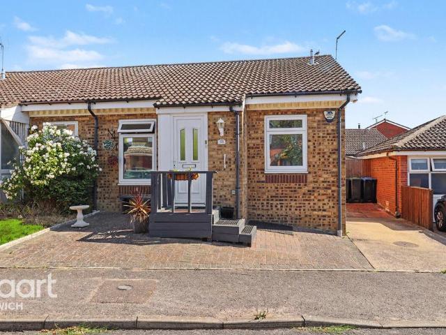2 bedroom semi detached bungalow for sale