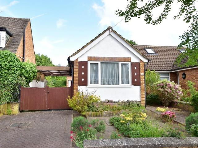 2 bedroom semi detached bungalow for sale