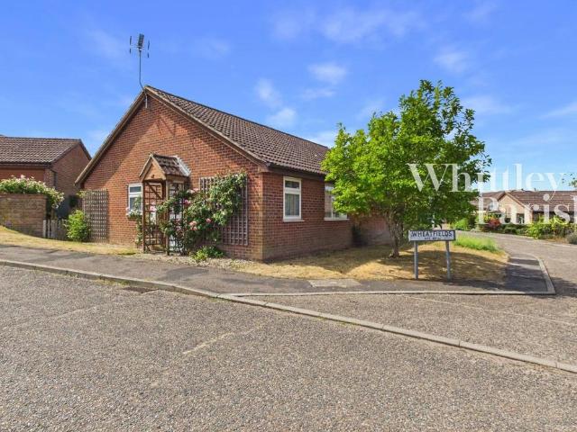 2 bedroom semi detached bungalow for sale