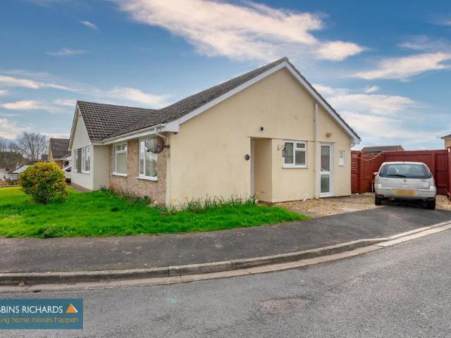 2 bedroom semi detached bungalow for sale