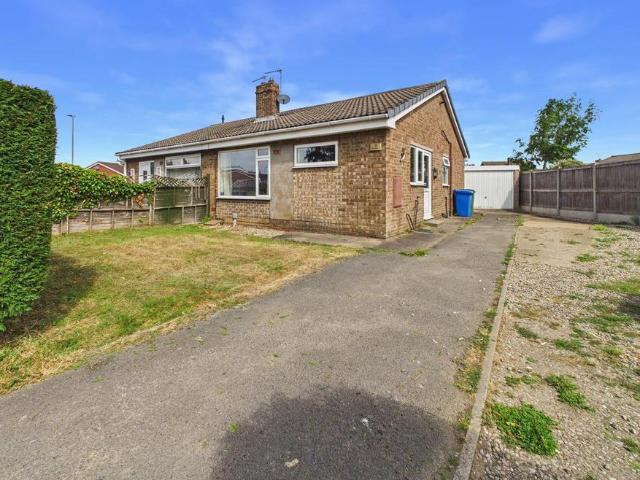 2 bedroom semi detached bungalow for sale
