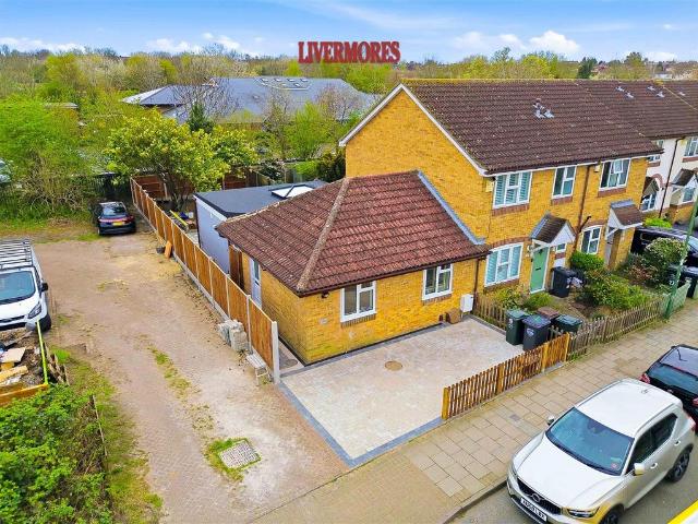 2 bedroom semi detached bungalow for sale