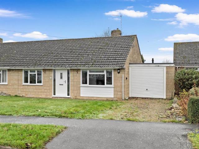 2 bedroom semi detached bungalow for sale