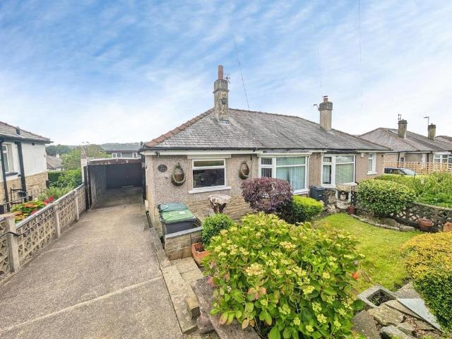 2 bedroom semi detached bungalow for sale