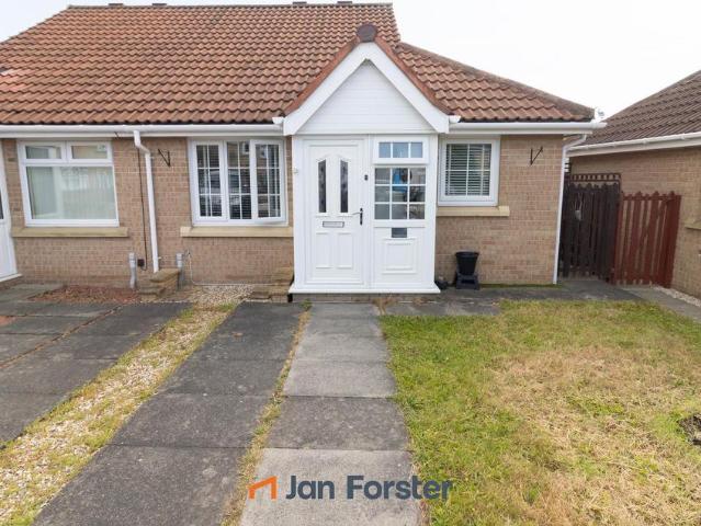 2 bedroom semi detached bungalow for sale