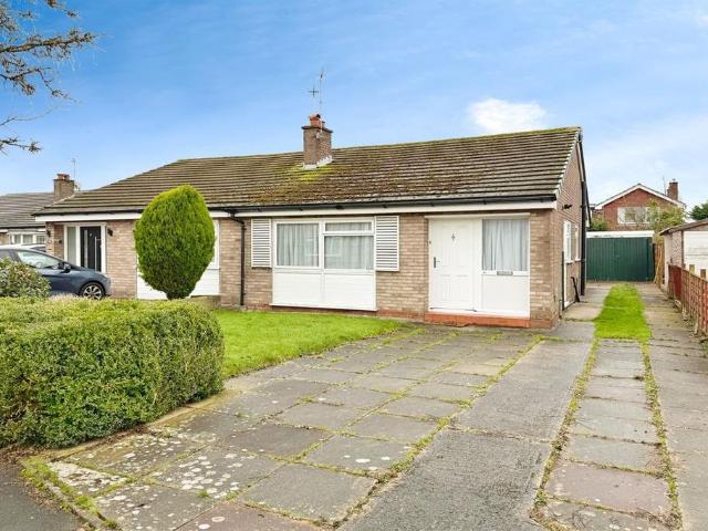 2 bedroom semi detached bungalow for sale