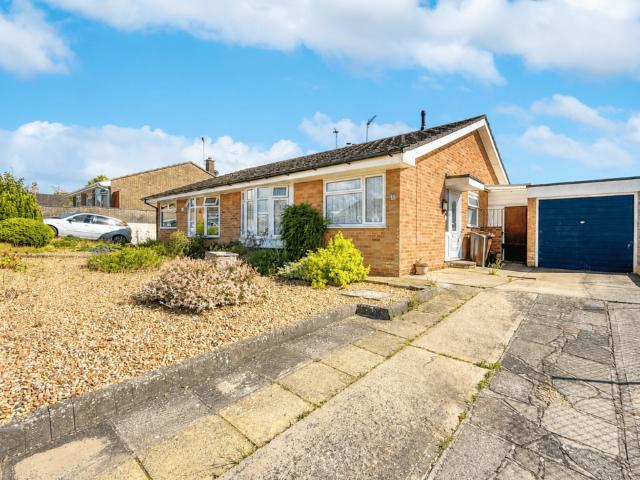 2 bedroom semi detached bungalow for sale