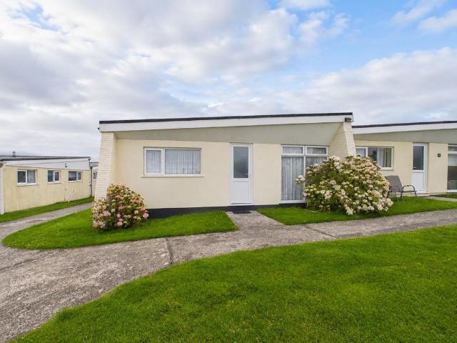2 bedroom semi detached bungalow for sale