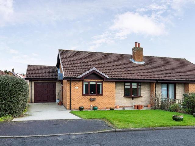 2 bedroom semi detached bungalow for sale