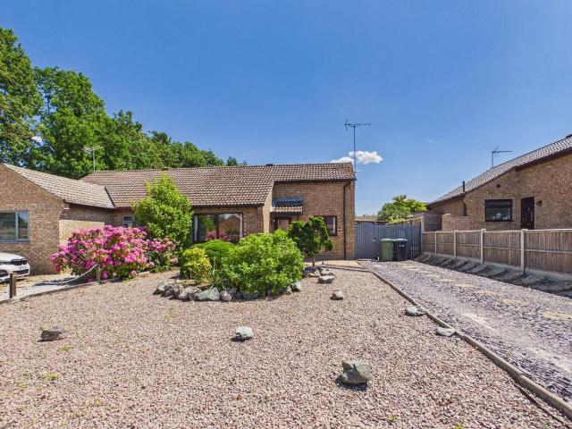 2 bedroom semi detached bungalow for sale