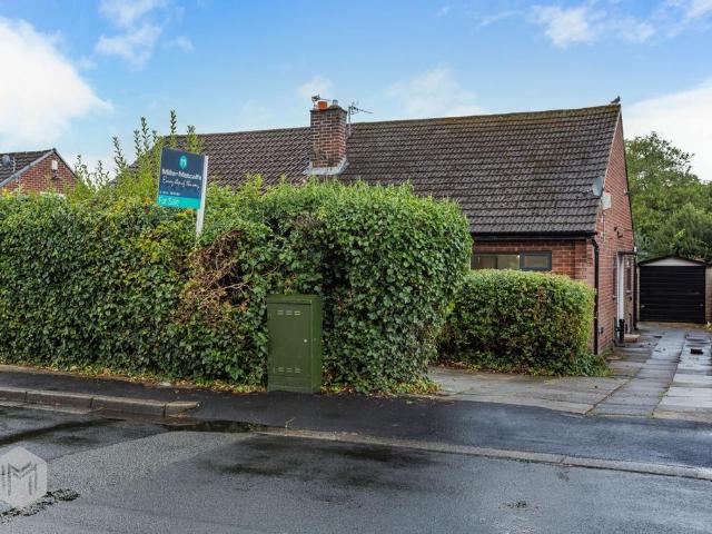 2 bedroom semi detached bungalow for sale