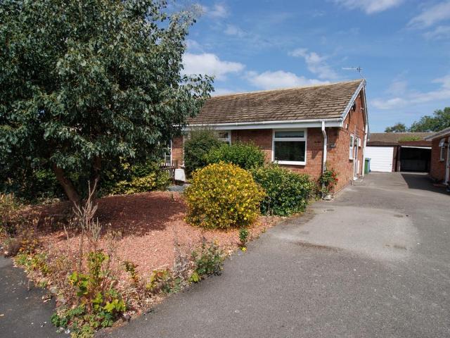 2 bedroom semi detached bungalow for sale