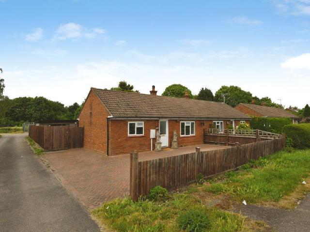2 bedroom semi detached bungalow for sale