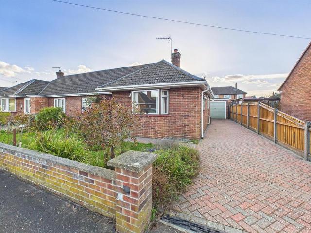 2 bedroom semi detached bungalow for sale