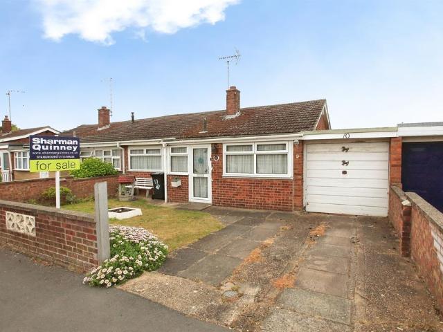 2 bedroom semi detached bungalow for sale